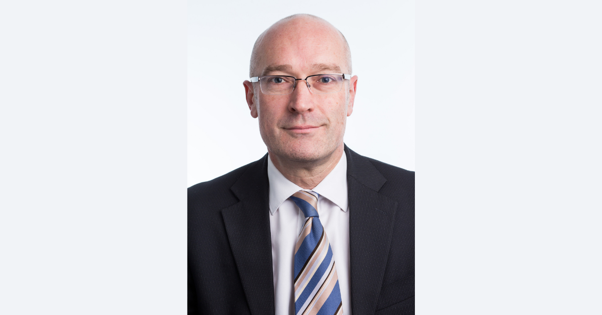 London Ambulance Service Chair announces that Chief Executive is to ...