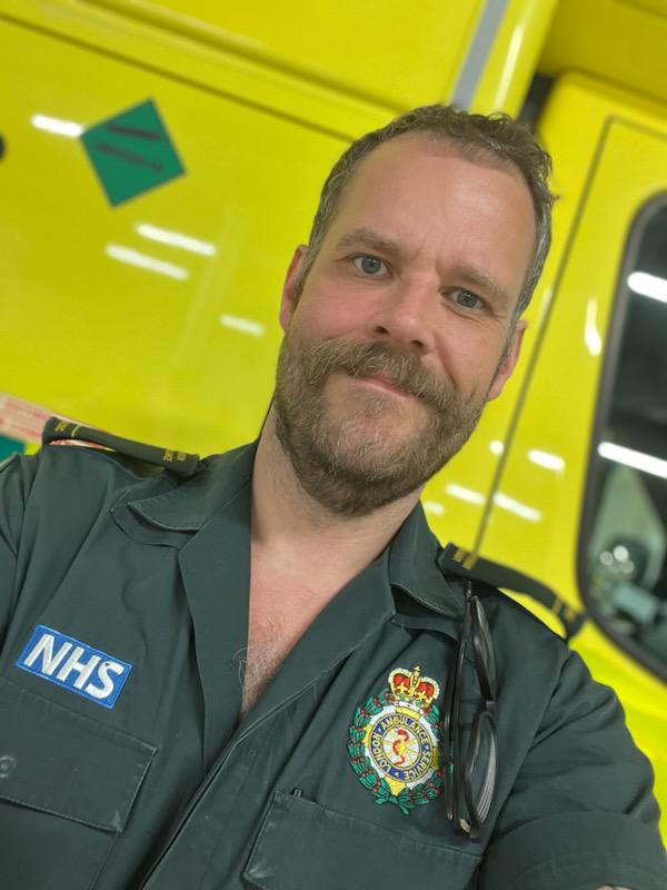 Ground-breaking degree turns out first qualified paramedics - London ...