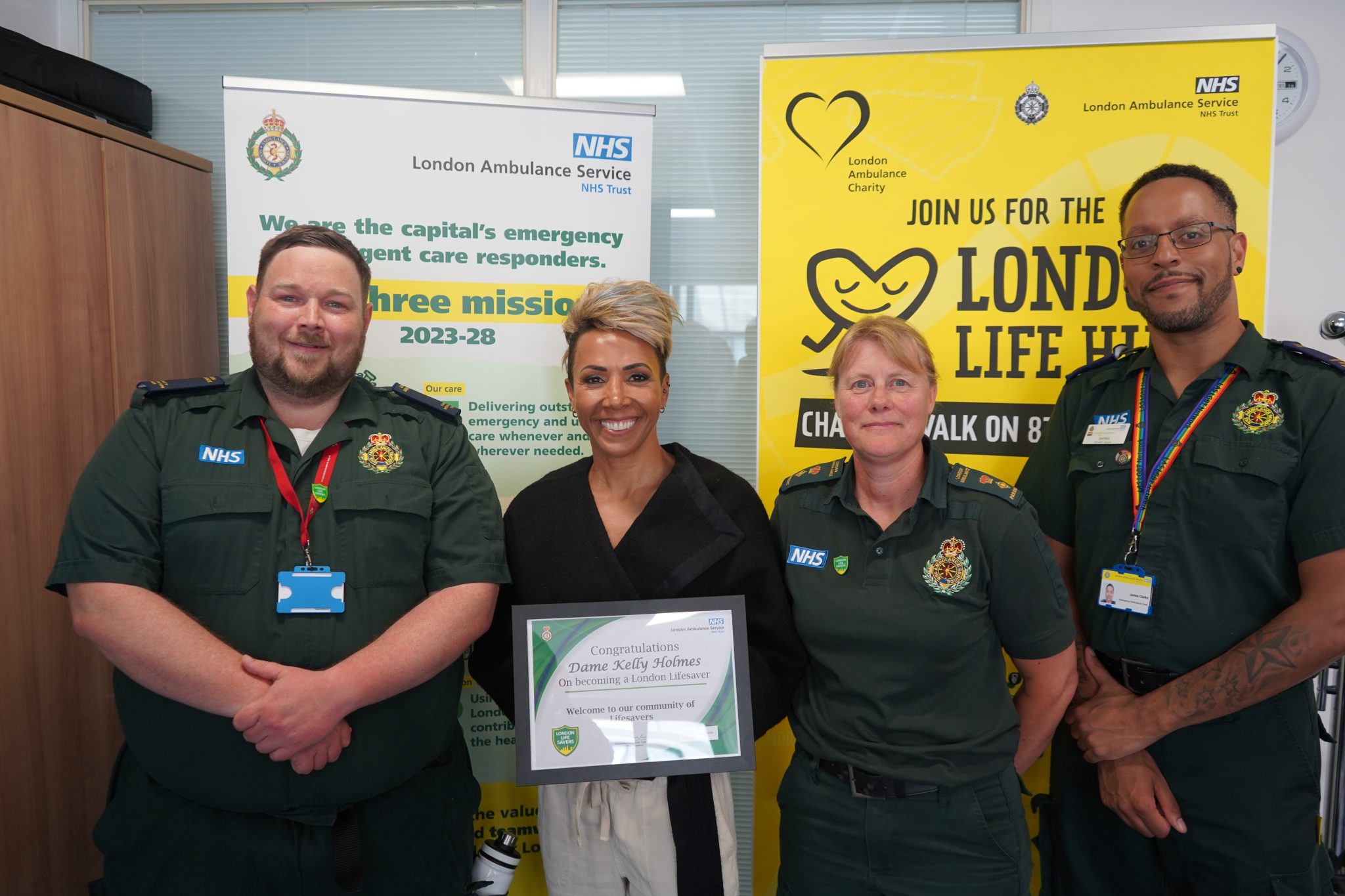 Olympic gold medallist Dame Kelly Holmes becomes a London Lifesaver ...