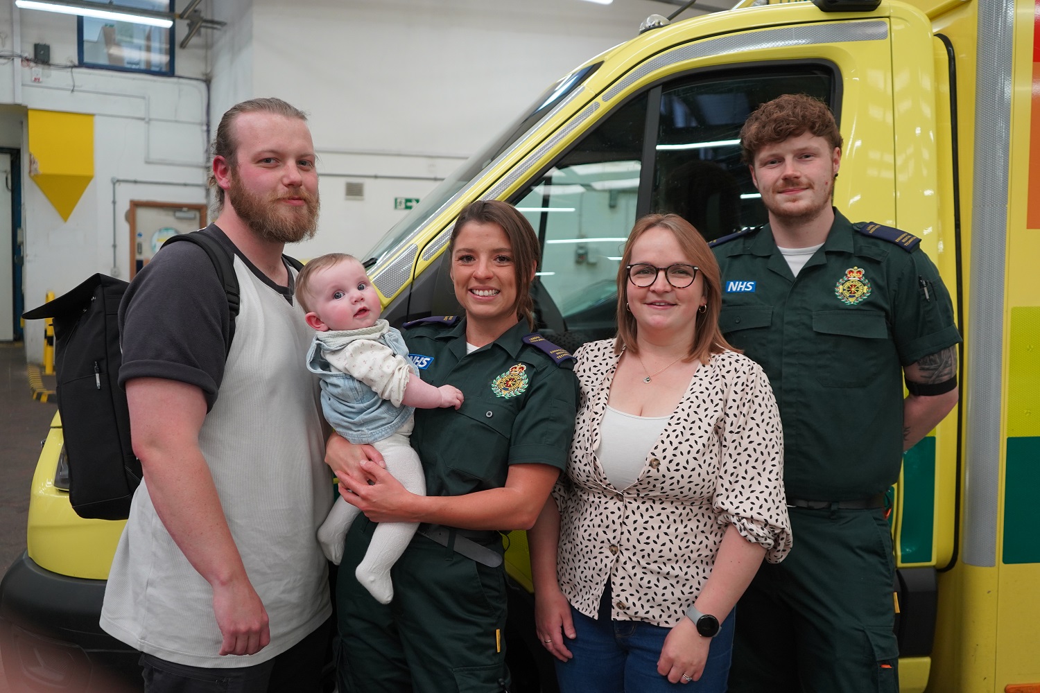 Baby Lydia meets the ambulance crews who saved her life - London ...