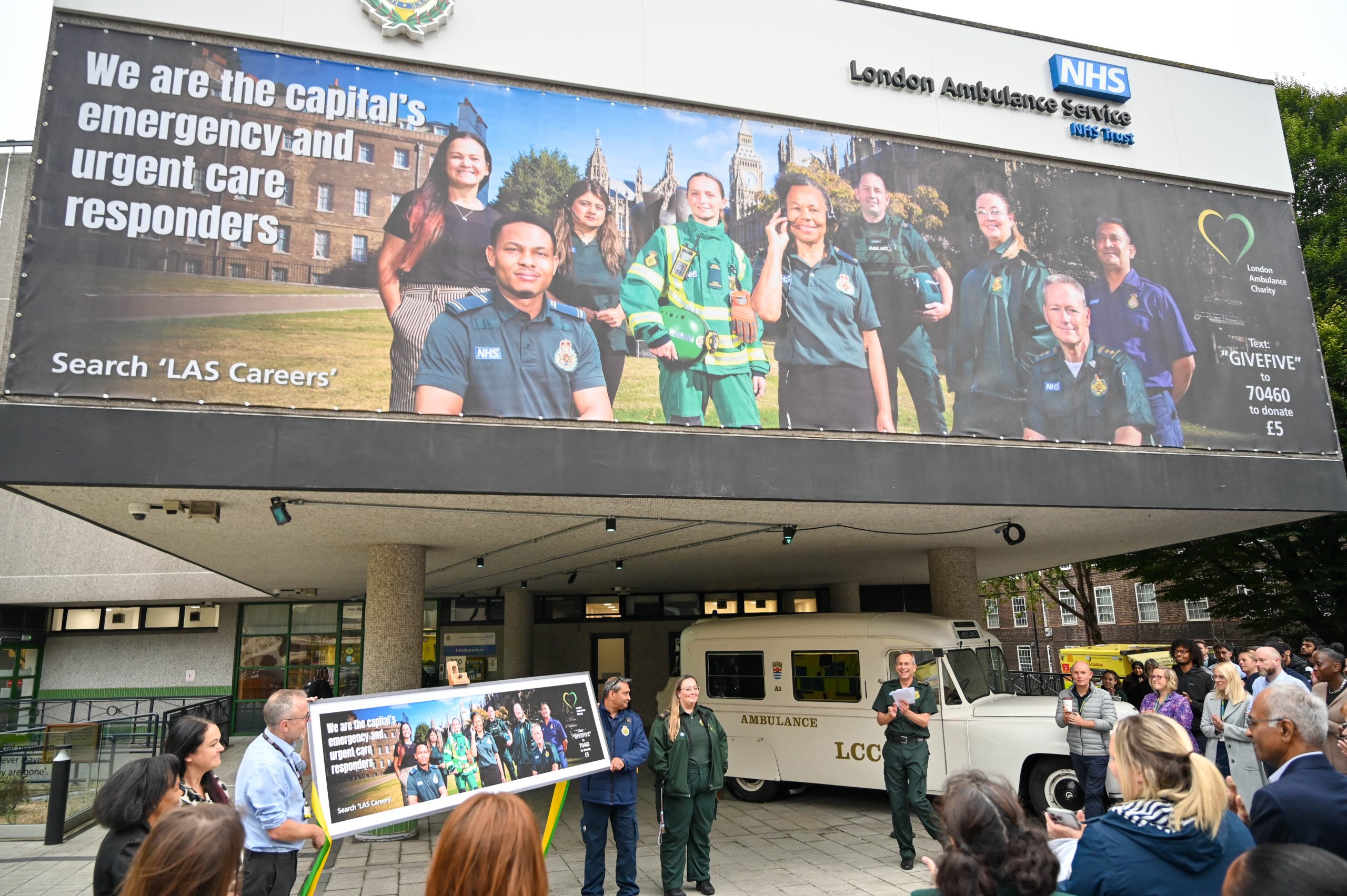 London Ambulance Service unveils brand new banner for 999 Day - London ...