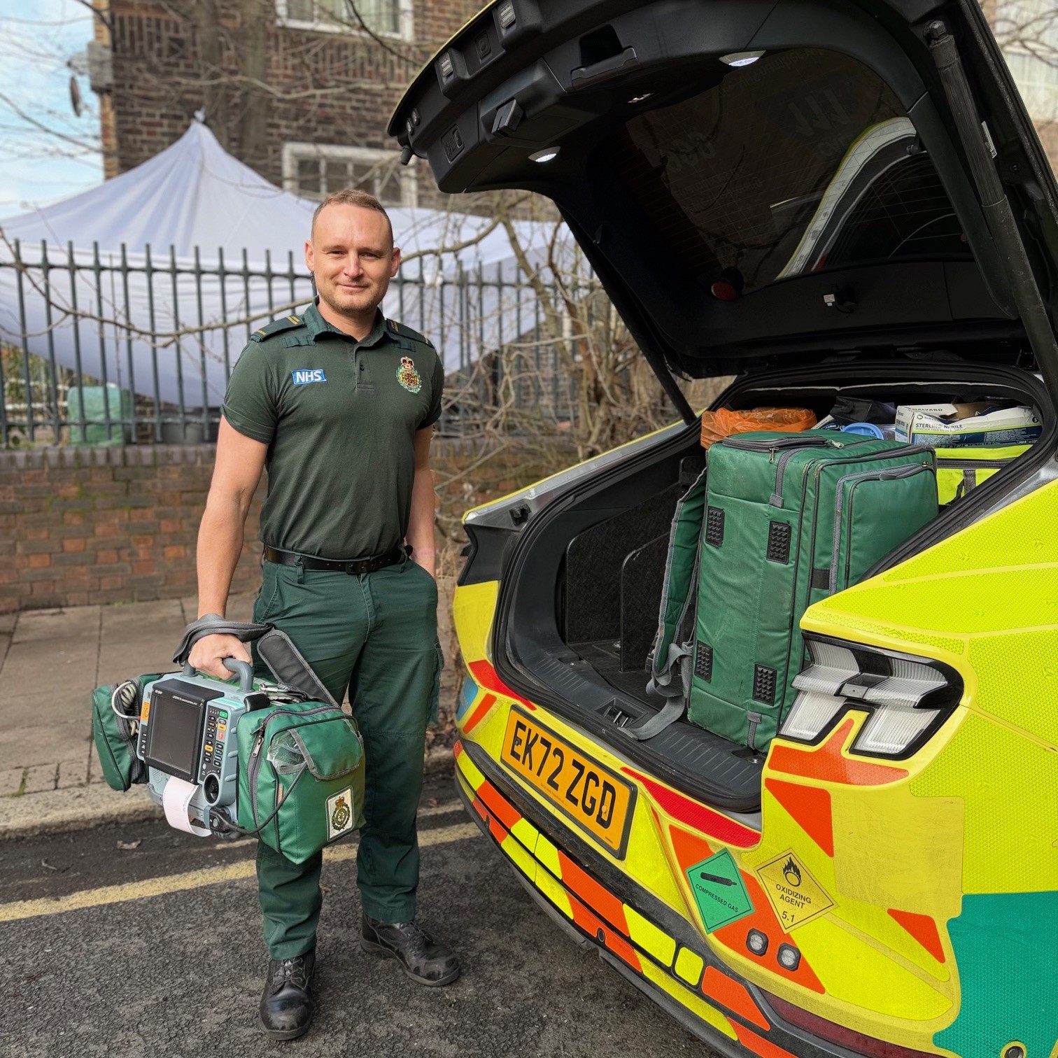 New specialist paramedics to care for Londoners as demand for mental ...